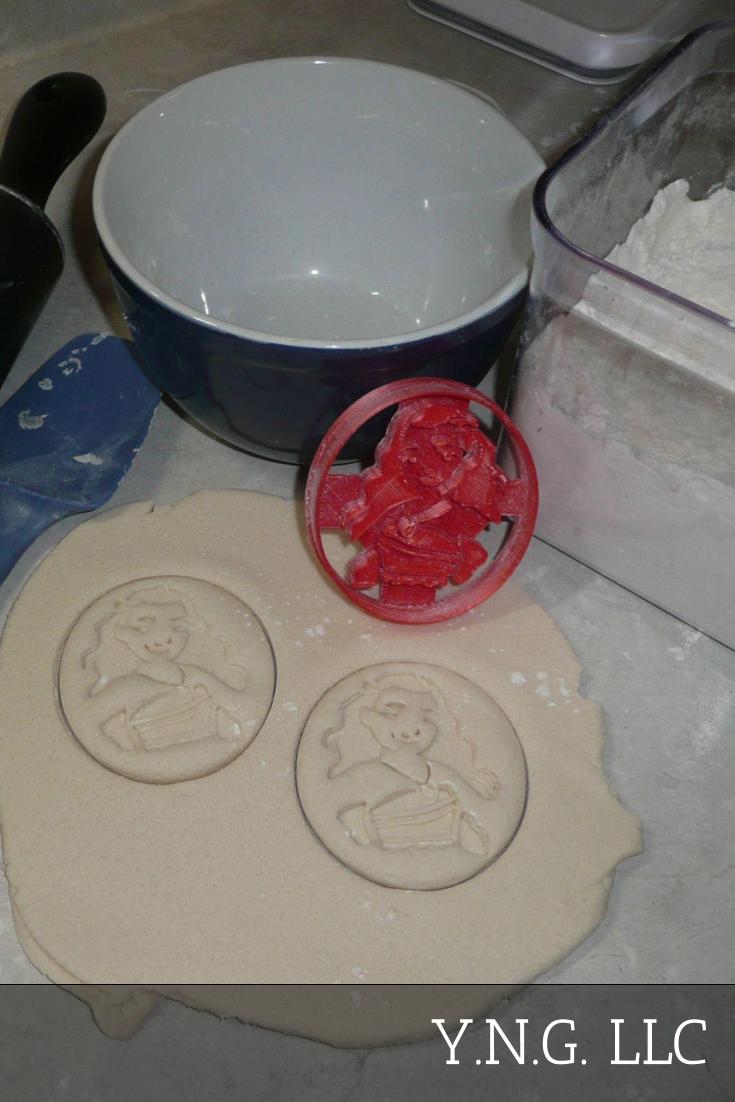 Moana Teenage Girl Main Character Kids Movie Cookie Cutter USA PR2657 ...